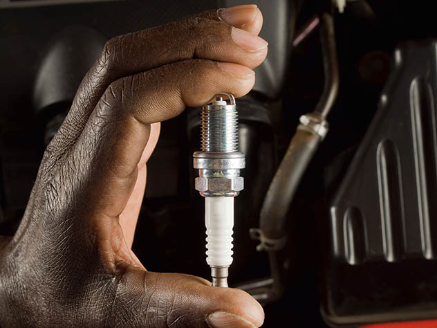 Best Spark Plugs in 2025 (TOP 6 Review) - Car Fix Book